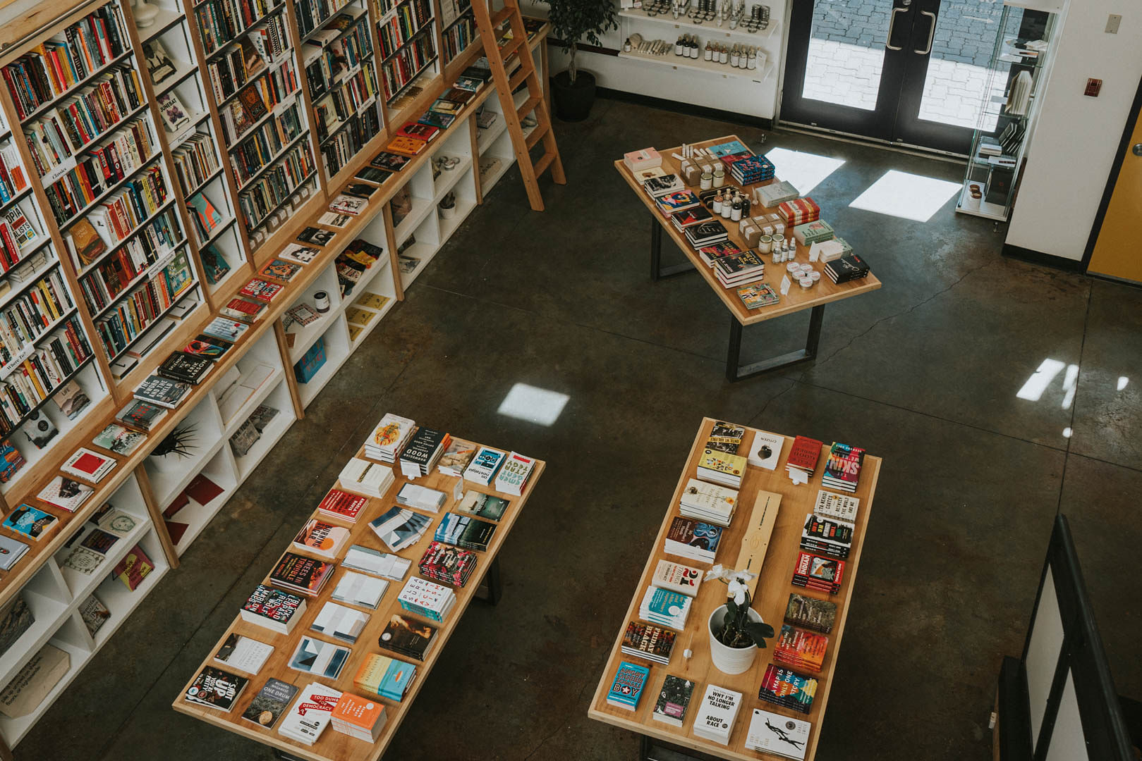 Oliver & Friends Bookshop